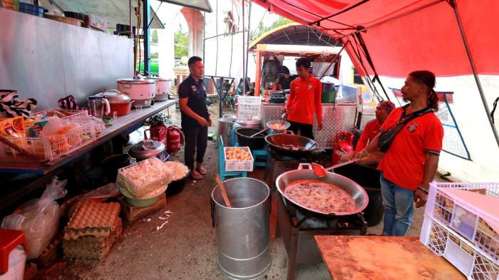 Dapur Umum dan Tagana Kemensos Layani Korban Bencana di Kabupaten Agam ...