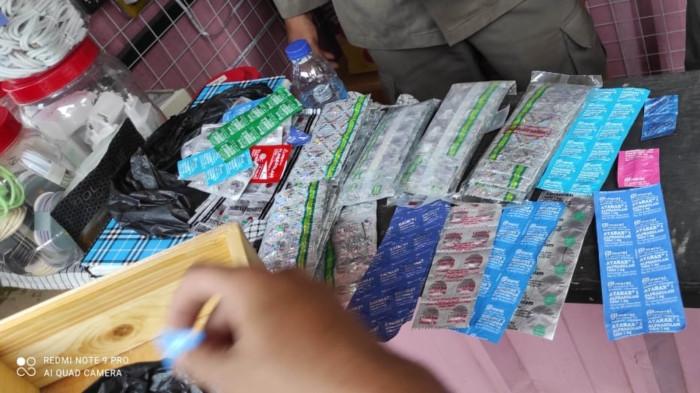 Satpol PP Grebek Toko Kosmetik di Pulogadung, Jual Obat Keras, BB 6.300 Butir Tramadol dan ...
