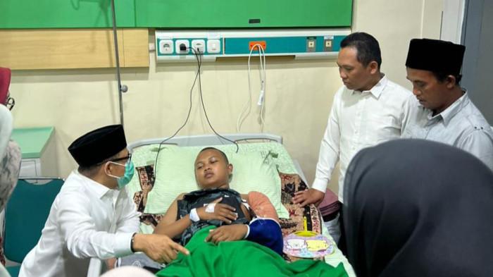 Ponpes Al-Khoziny Sidoarjo Roboh, Gus Muhaimin Sebut Bangunan Tanpa ...
