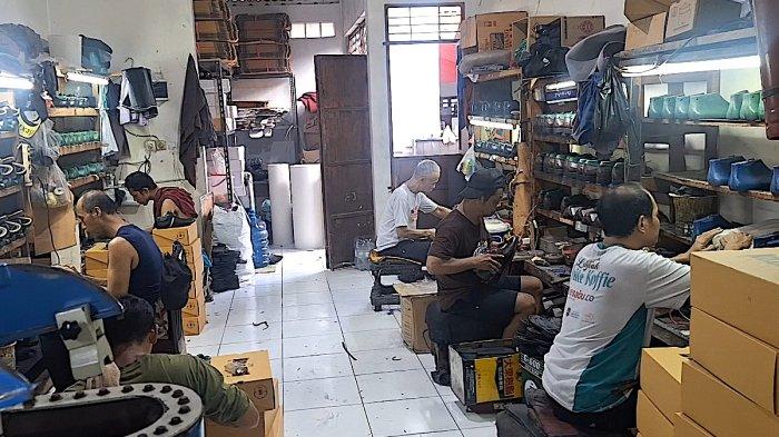 Pabrik Sepatu Kulit Rumahan di Jakarta Timur, Paling Mahal Cuma Rp 400 ...