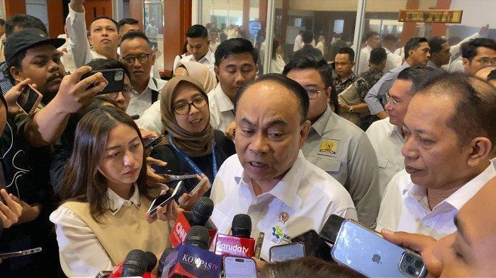 Budi Arie Setiadi Sempat Tak Percaya Isu Reshuffle, Masih Sempat Hadir Rapat di DPR RI ...