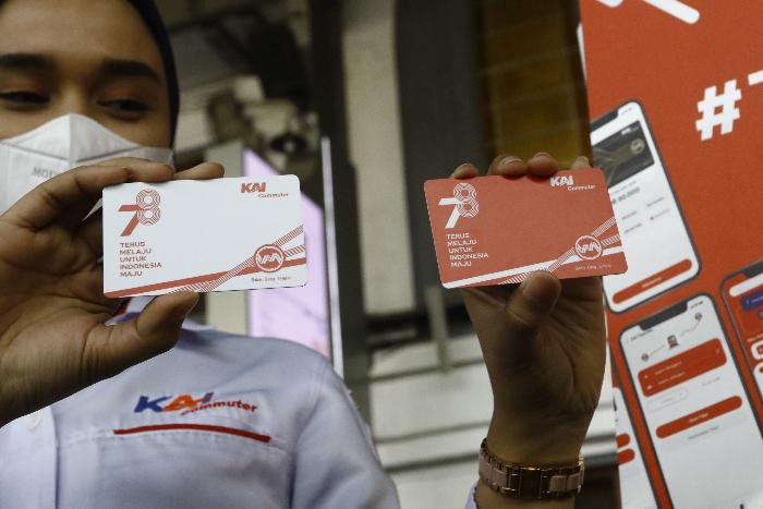 KAI Commuter Luncurkan KMT Edisi HUT RI ke-78, Harganya Rp 40.000 Sudah Termasuk Saldo Rp 10.000 ...